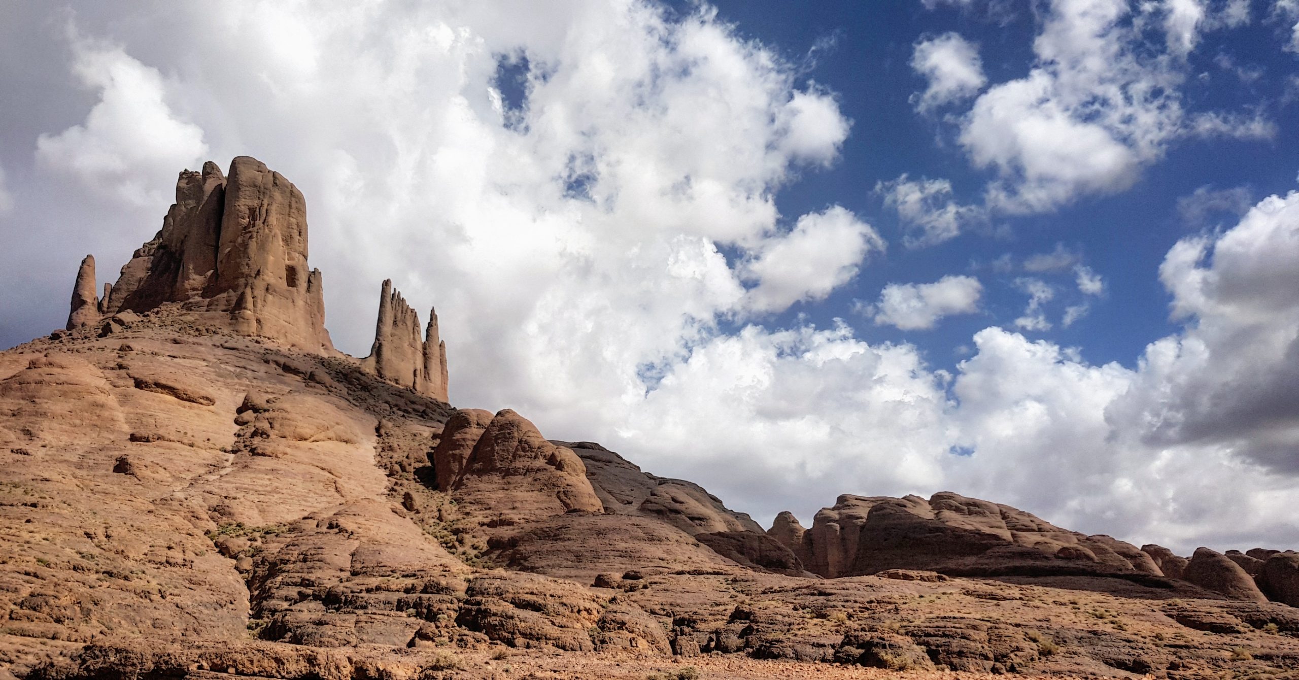 Traversée du Djbel Saghro - voyage organisé au maroc avec guides pros